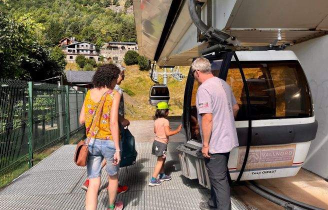 Més de mil usuaris en el darrer cap de setmana al telecabina d’Arinsal ...