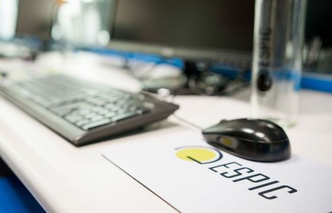 Treballadors d’Espic que col·laboren amb Andorra Telecom denuncien ...