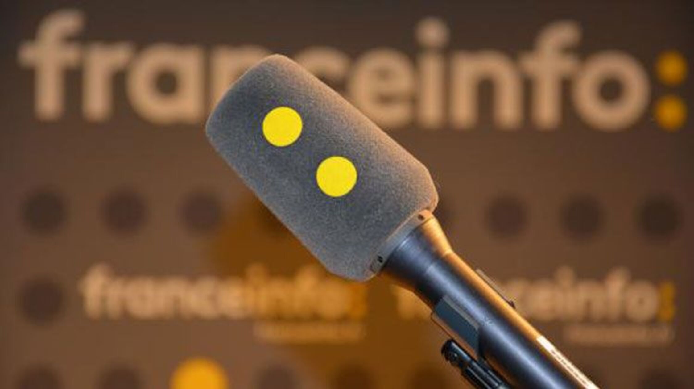 Govern autoritza una nova freqüència per a France Info que s’escoltarà ...