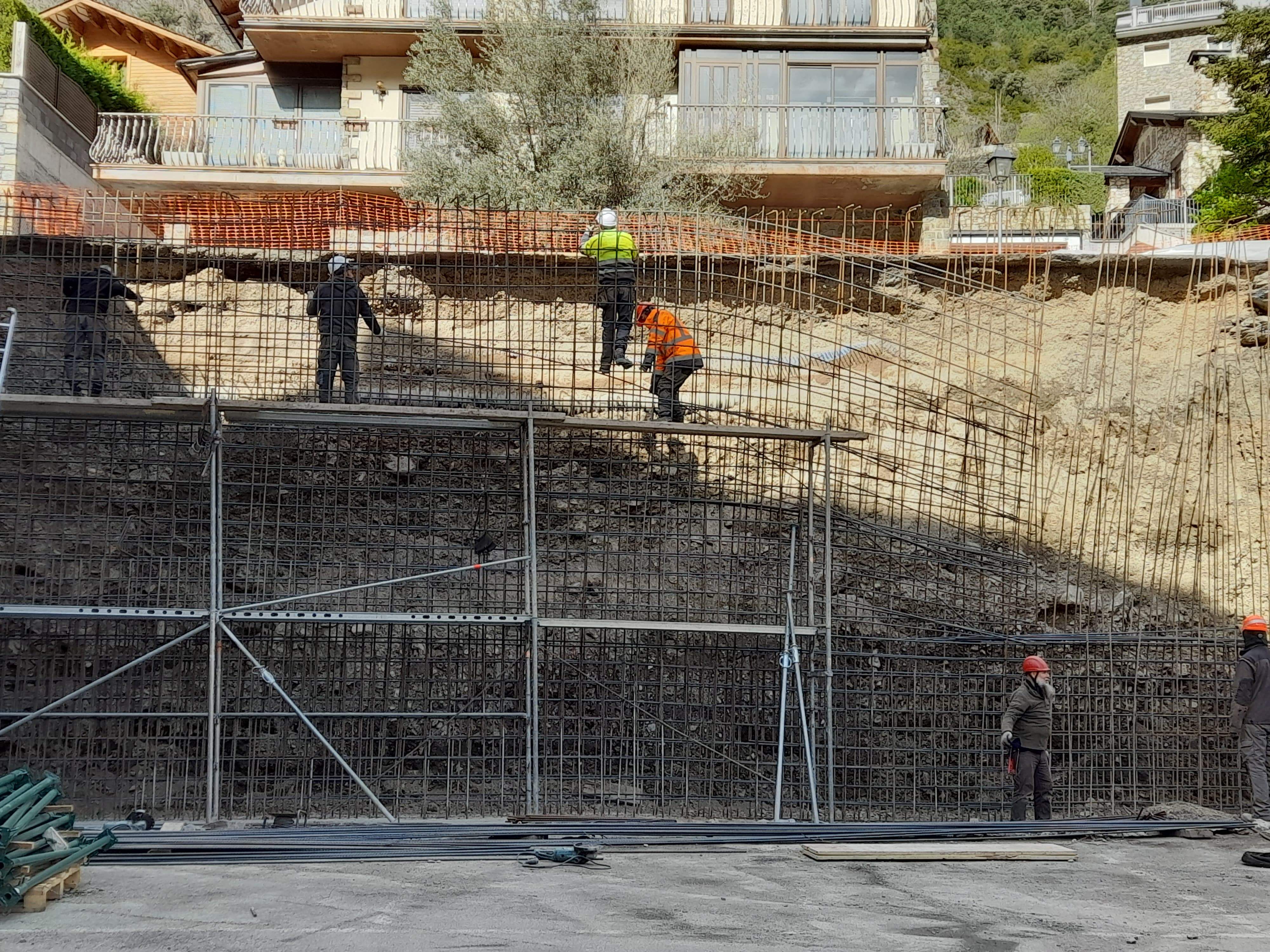 El mur d’estabilització de la carretera de Fontaneda estarà enllestit ...