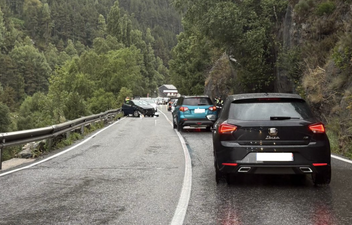 Pas alternatiu a la CG-2 a la Trava per culpa d’un accident - Altaveu el diari digital d'Andorra