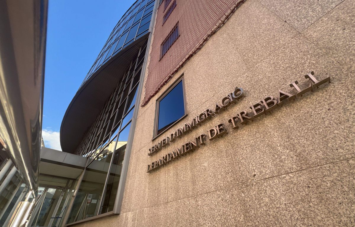 Residents passius i autònoms hauran de fer ingressos de 50.000 euros a ...