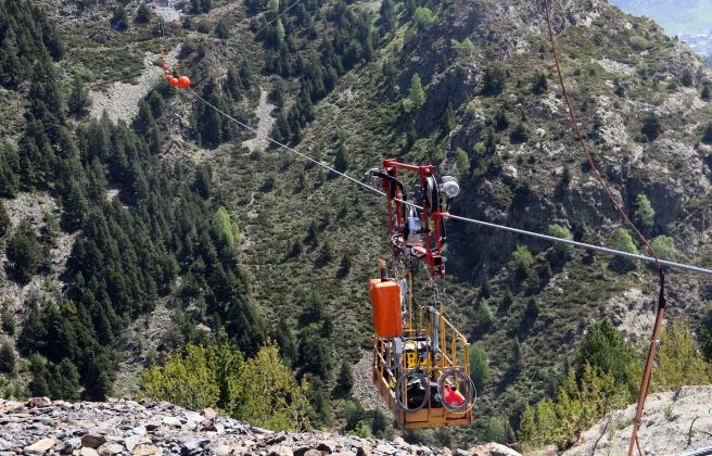 El pont de la Vall del Riu ensenya la ‘poteta’ - Altaveu el diari ...
